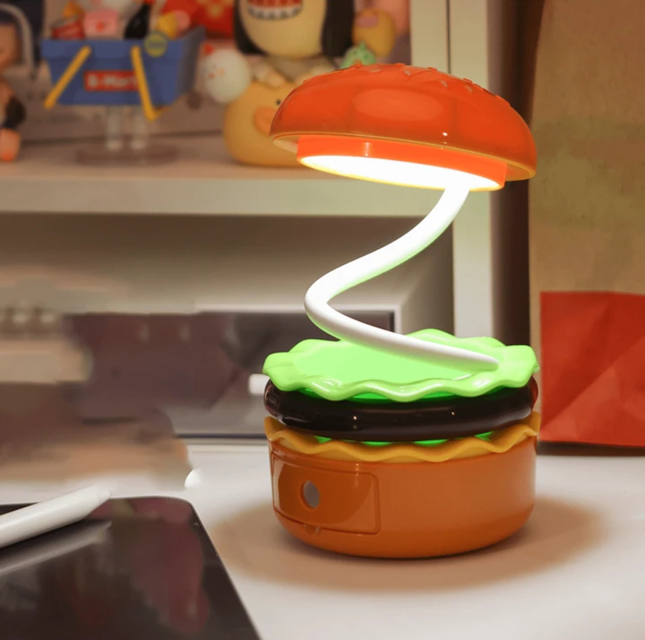 Adorable Burger-shaped Desk Lamp