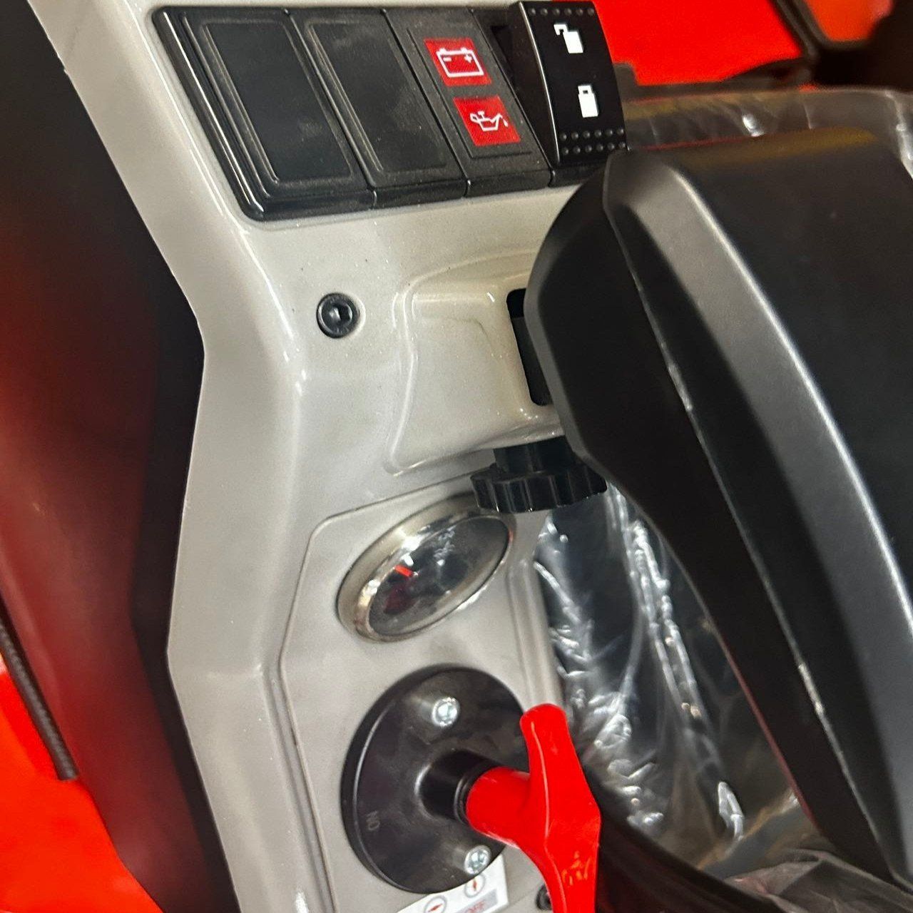 1.4 Ton, Kubota Engine Mini Excavator w/ Side Swing Boom, & Hydraulic ...